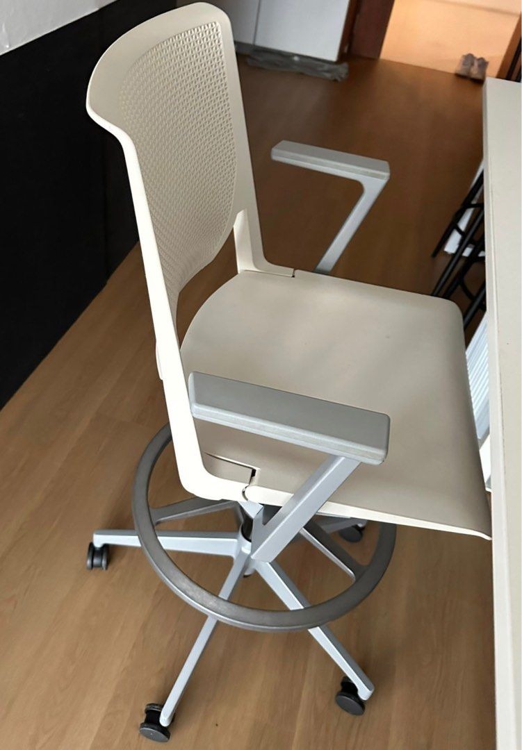 [Firesale] Haworth Very Conference Stool Drafting Office Chair ...