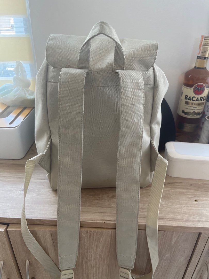 Herschel Mini Light Pelican 10L, Men's Fashion, Bags, Backpacks on ...