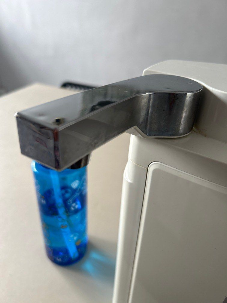 Hexagon water filtration system 2, Furniture & Home Living, Kitchenware ...