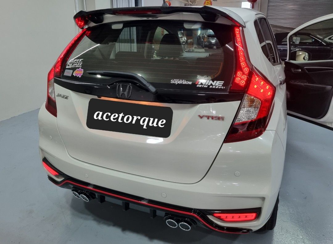 Honda Fit Jazz GK3 GP5 Accessories Front Lip Side Skirts Rear diffusers ...