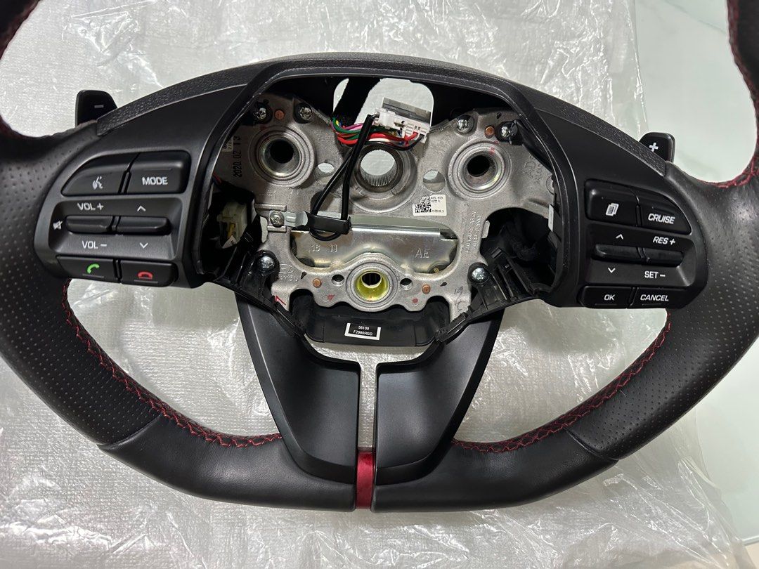 Hyundai Avante 2019 D-cut steering wheel, Car Accessories, Accessories ...