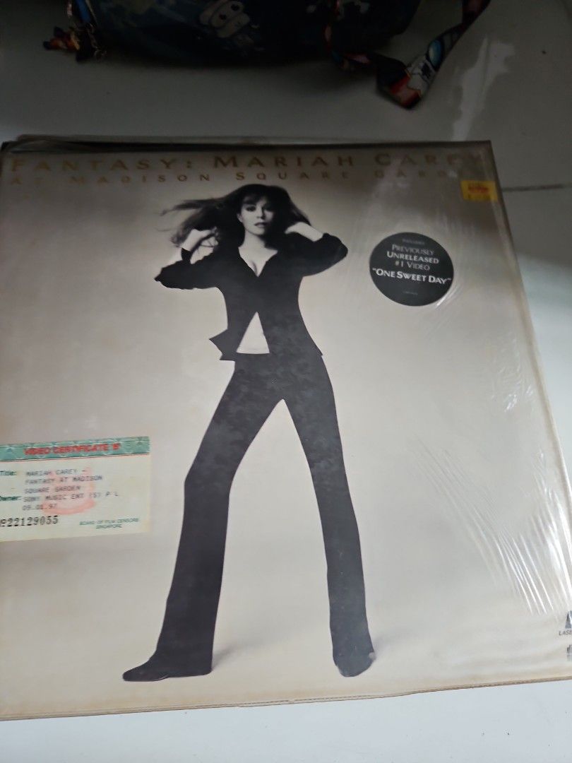 Laser Disc, Hobbies & Toys, Music & Media, CDs & DVDs on Carousell