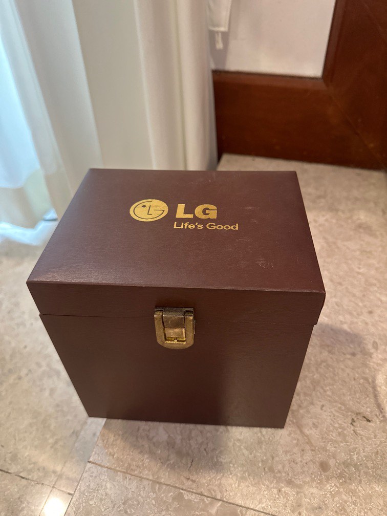 LG box (collect from Cashew Road), Luxury, Bags & Wallets on Carousell