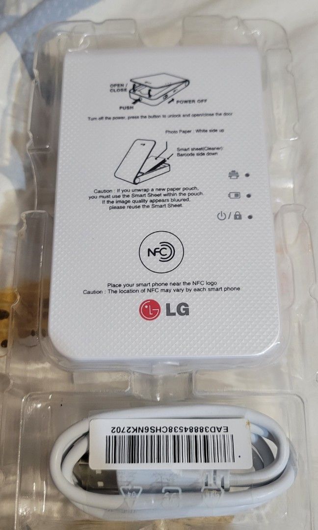 LG PD239 pocket photo printer (white) compatible with iOS and Android ...