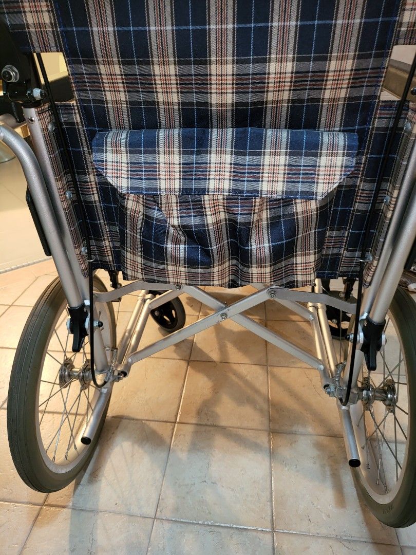 Lightly Used folderable Wheel Chair, Health & Nutrition, Assistive ...