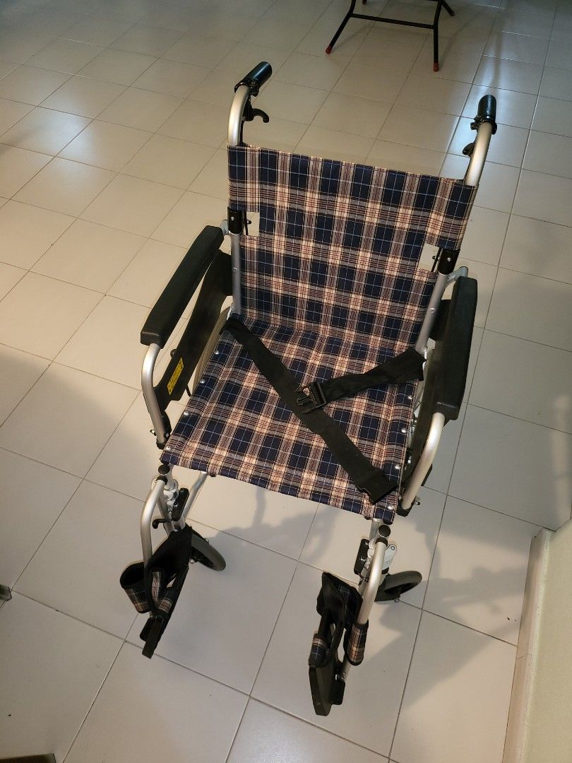 Lightly Used folderable Wheel Chair, Health & Nutrition, Assistive ...
