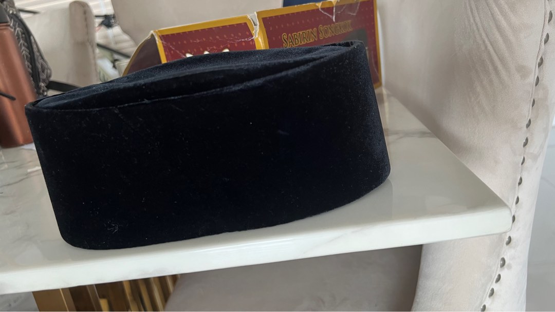 Songkok, Men's Fashion, Muslim Wear, Accessories on Carousell