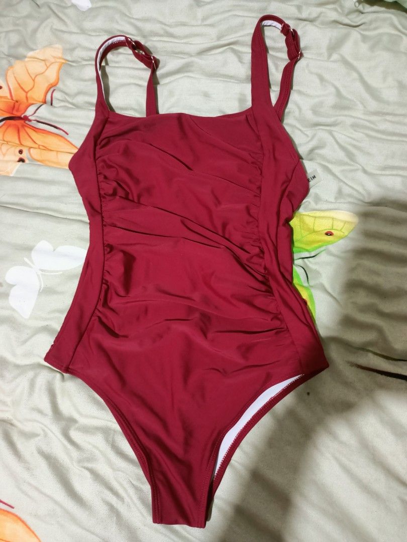 Maroon One piece swimsuit, Women's Fashion, Swimwear, Bikinis ...