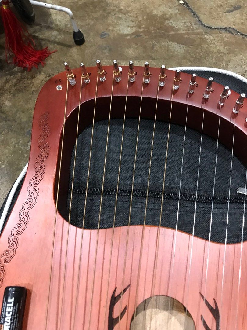 Mini harp, Hobbies & Toys, Music & Media, Musical Instruments on Carousell