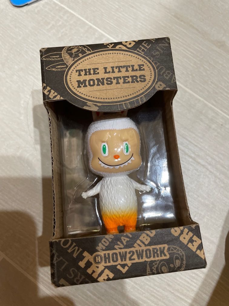 mini labubu continuous, 興趣及遊戲, 玩具 & 遊戲類 - Carousell