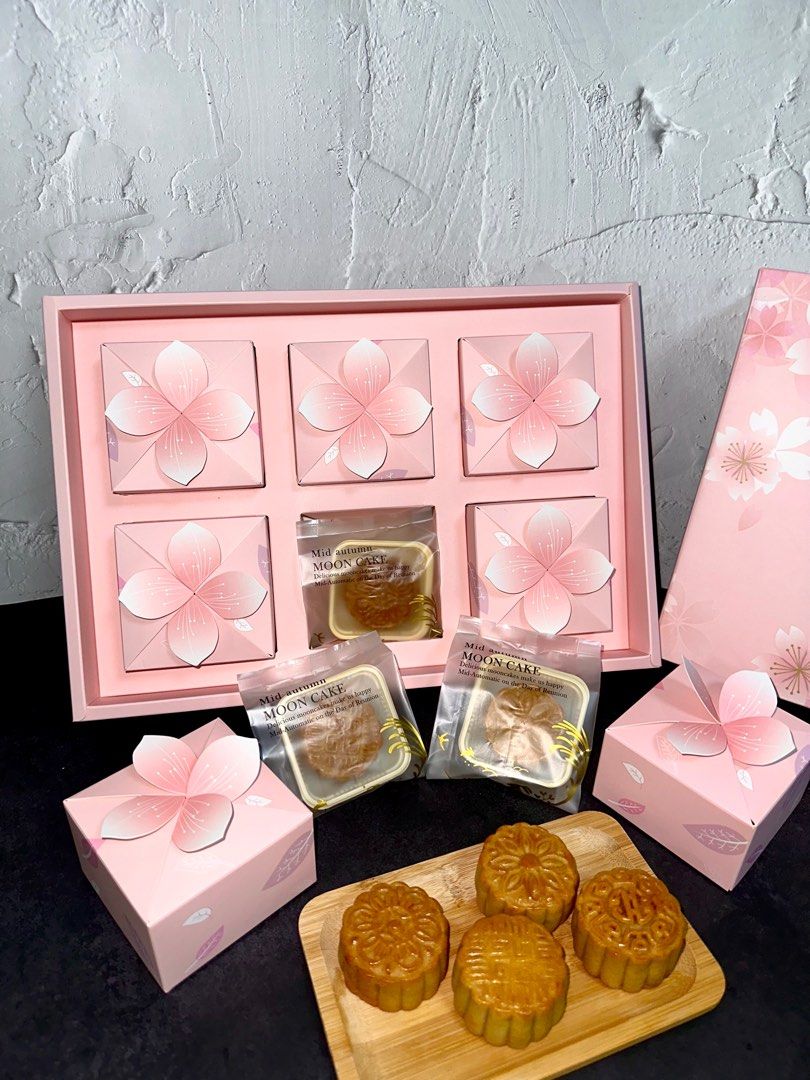 Mooncake gift set (menu in description), Food & Drinks, Homemade Bakes ...