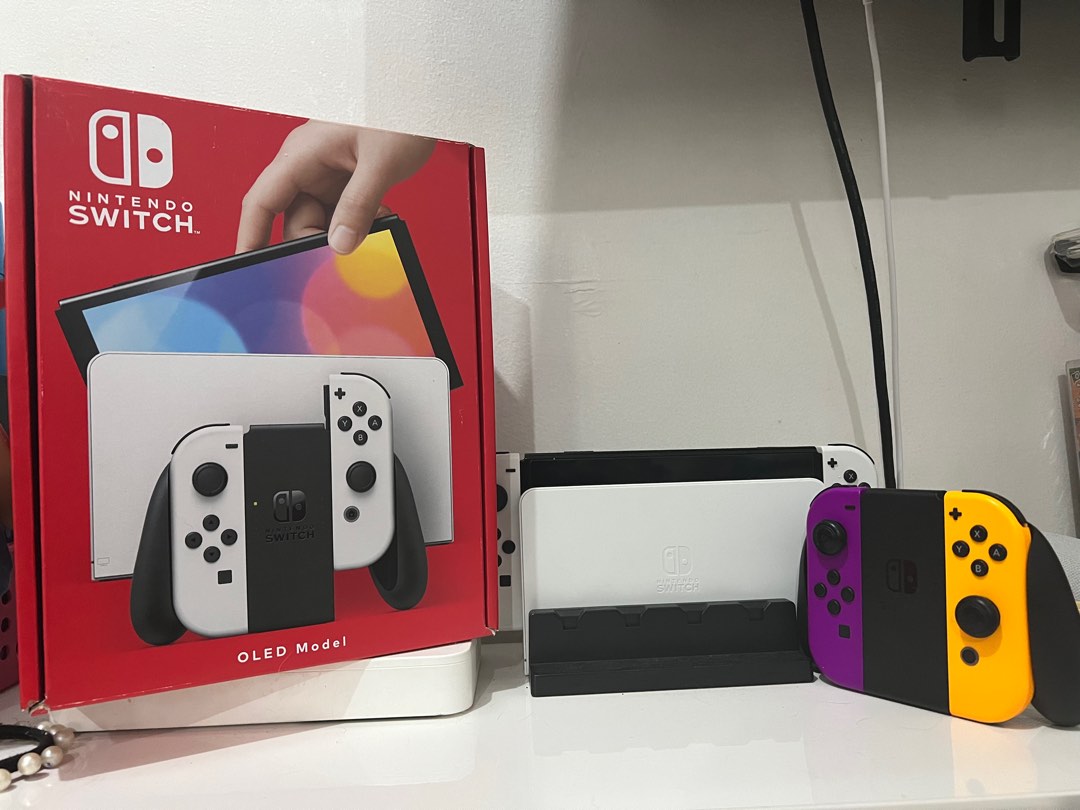 Nintendo Switch OLED with Extra Joycons and GAMES RUSH, Video Gaming ...