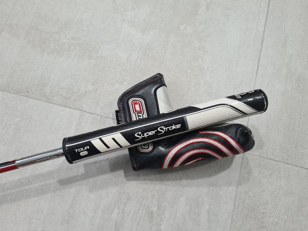 Odyssey putter O-works 1WS Red, Sports Equipment, Sports & Games, Golf ...