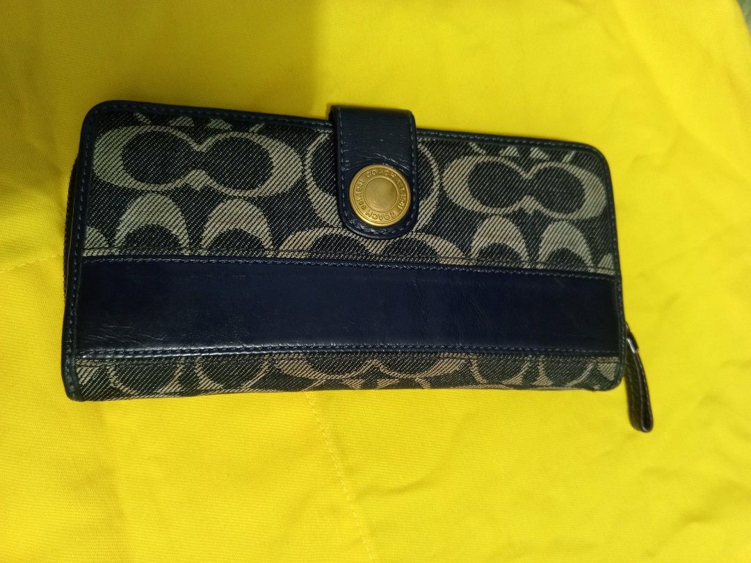 Original Coach wallet, Women's Fashion, Bags & Wallets, Wallets & Card ...