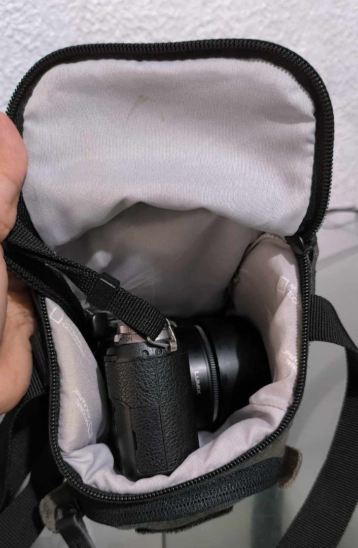 Original National Geographic Camera Bag on Carousell