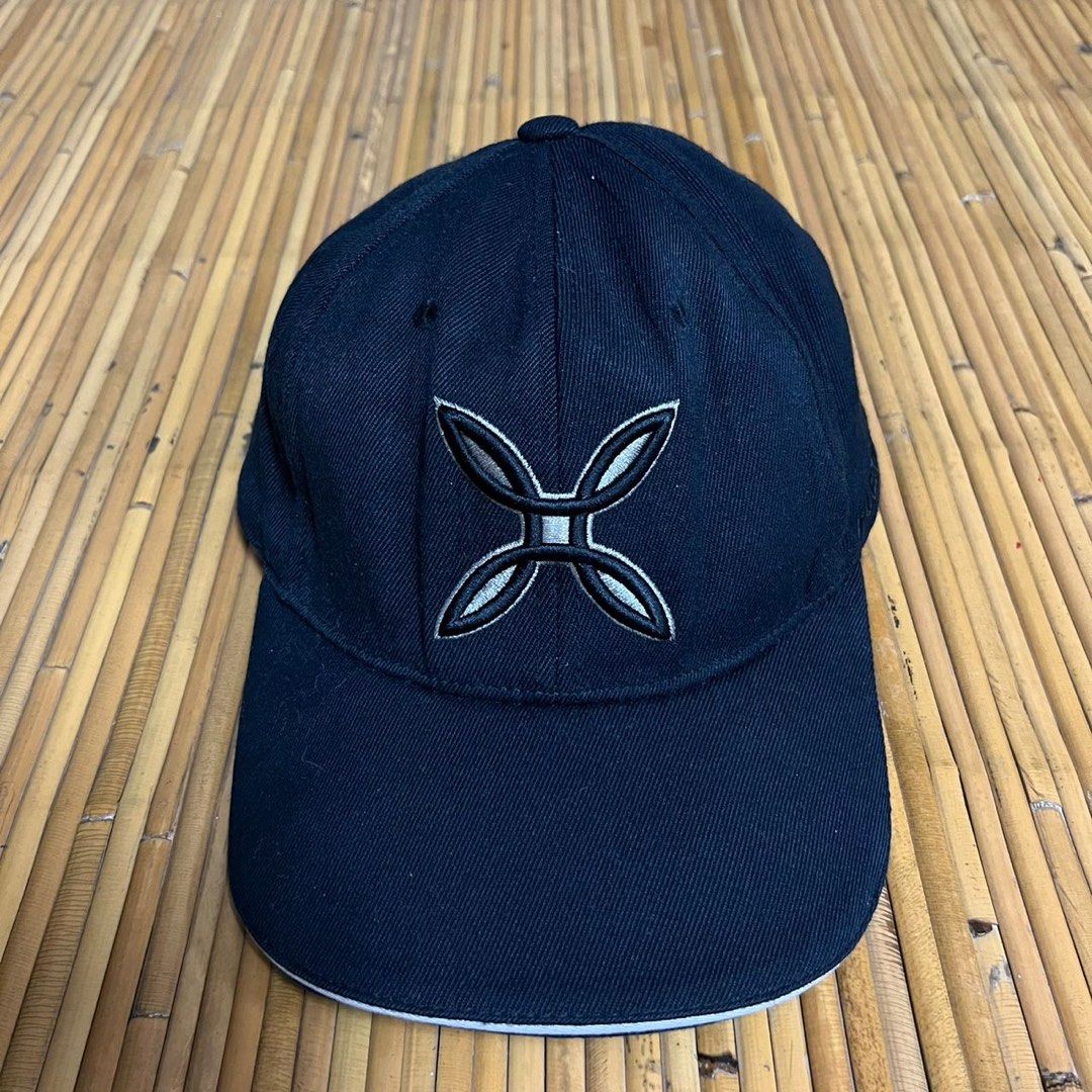 Outdoor Montura Full cap, Men's Fashion, Watches & Accessories, Cap & Hats on Carousell