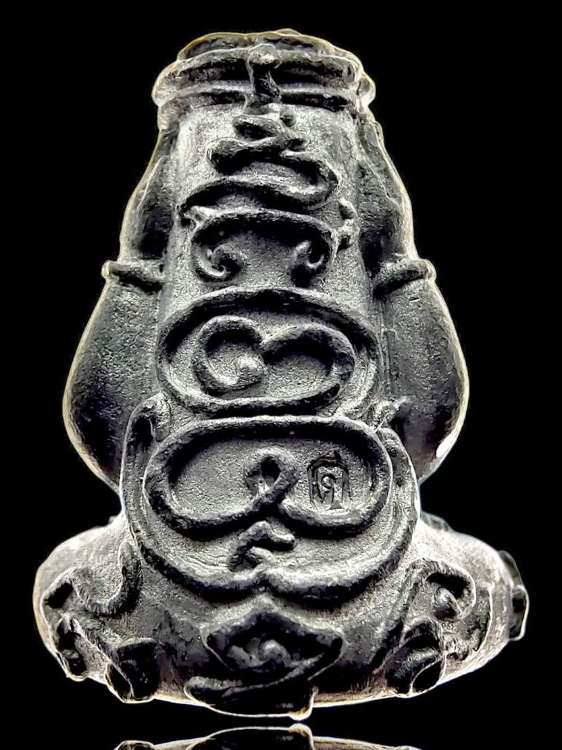 Phra Ajarn Tom , Phra Pidta Yant Yung Roop Lor, Hobbies & Toys ...