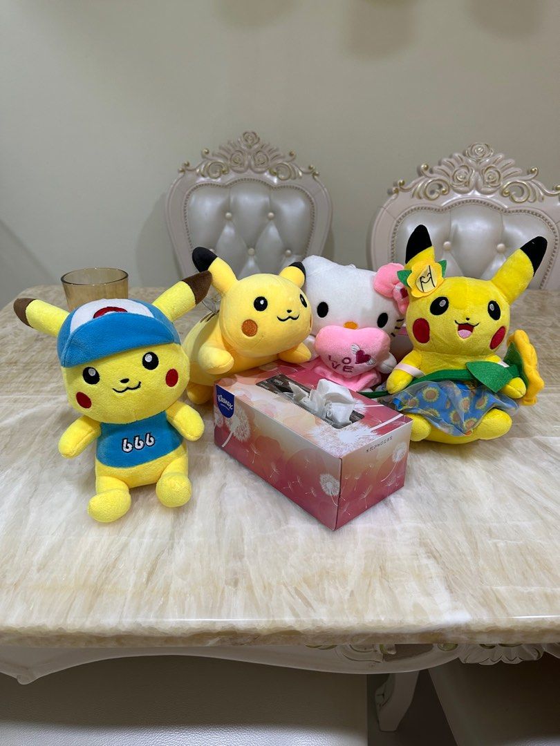 Pikachu and hello kitty, Hobbies & Toys, Toys & Games on Carousell