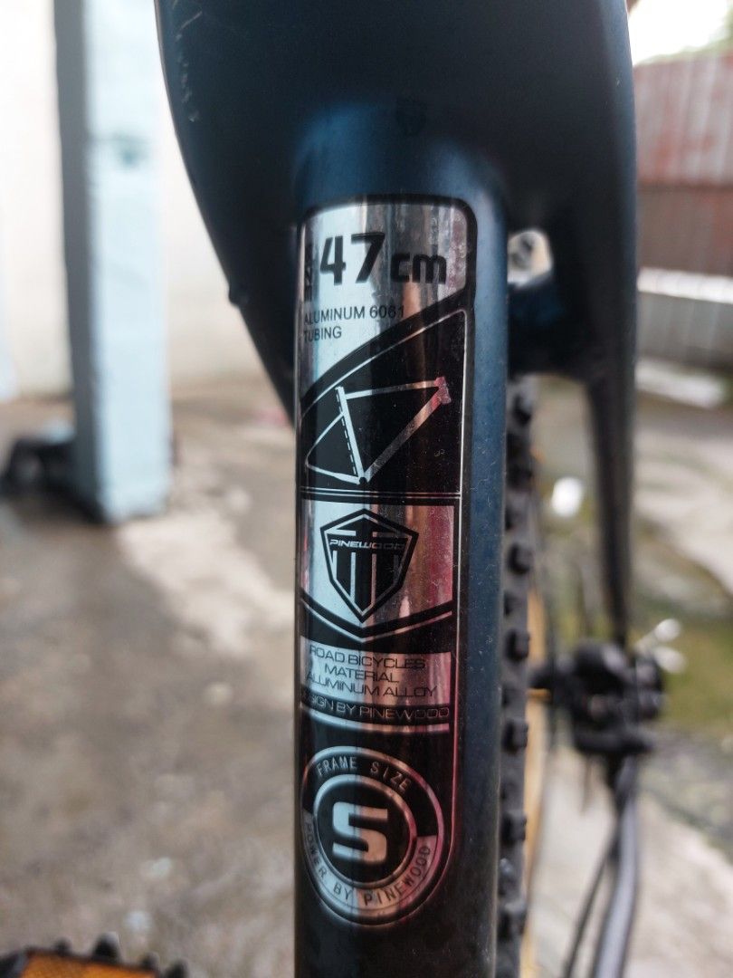 PINEWOOD LANCER 3.0 GRAVEL BIKE on Carousell