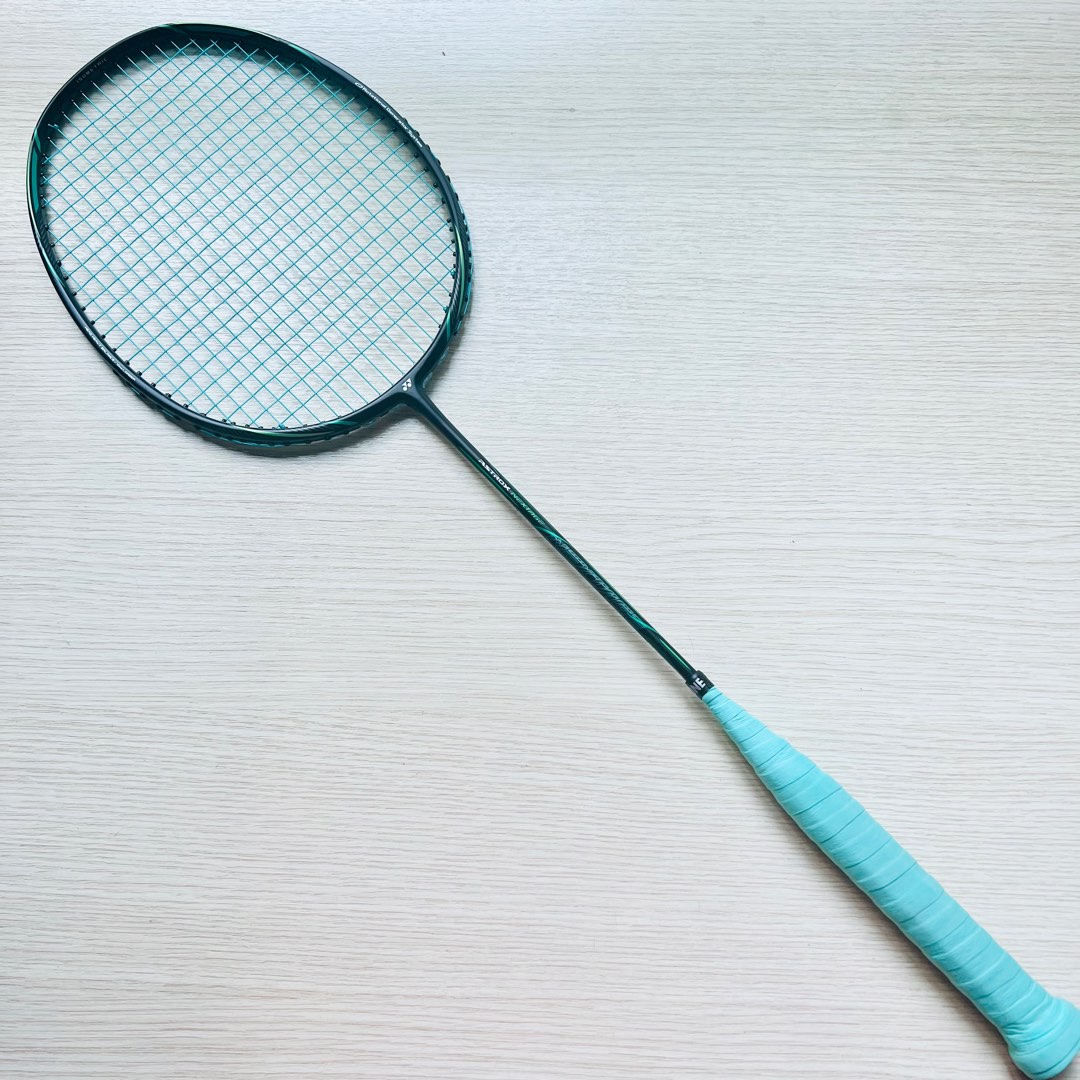 Pristine Condition Yonex Astrox Nextage 4UG5 Badminton Racket strung ...