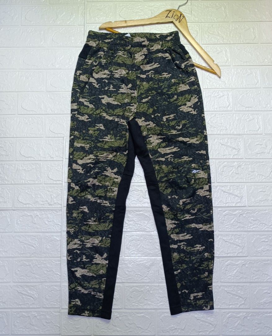 Reebok (Men's) DMX Training Hybrid Camouflage Pants, Men's Fashion ...