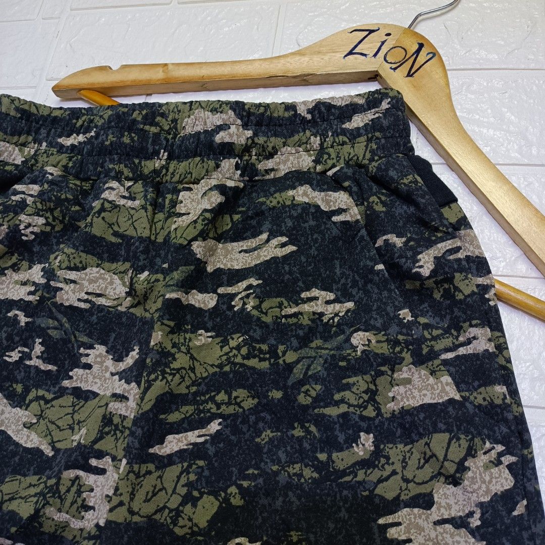 Reebok (Men's) DMX Training Hybrid Camouflage Pants, Men's Fashion ...
