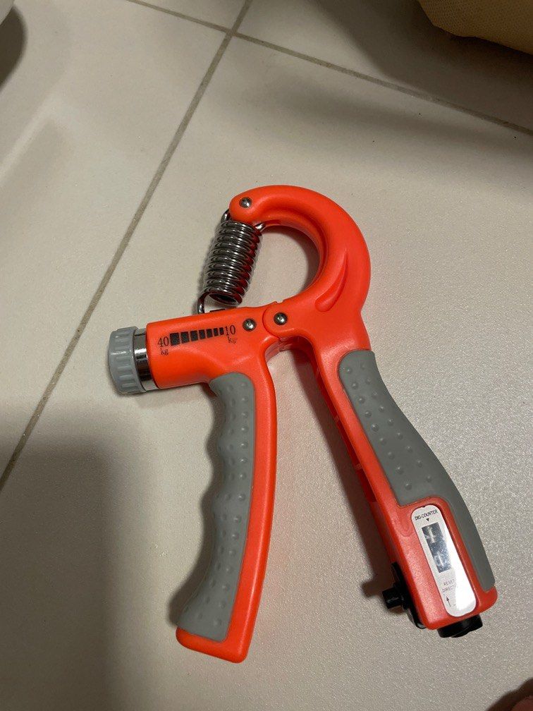Resistance Hand Grip Gripper, Sports Equipment, Exercise & Fitness ...