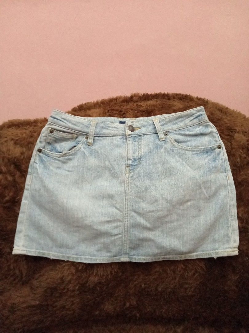 Rok mini denim jeans mini skirt - G.U, Fesyen Wanita, Pakaian Wanita ...