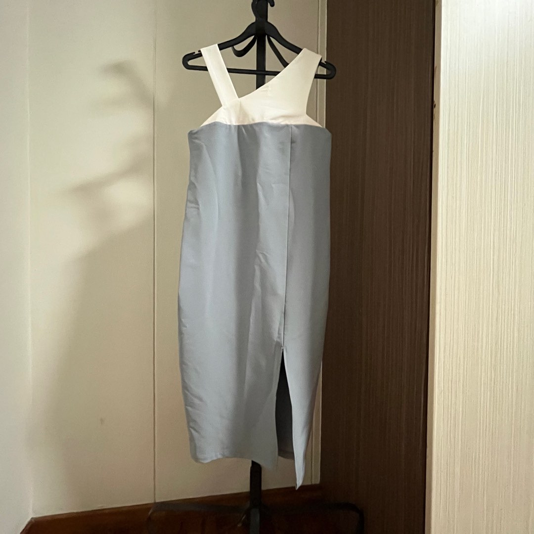 Salient Label Winchester dress, Women's Fashion, Dresses & Sets ...