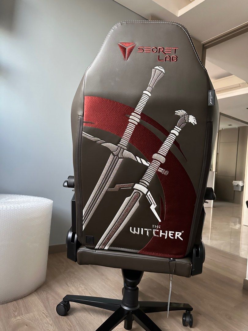 Secretlab Titan Witcher Gaming chair, Furniture & Home Living ...
