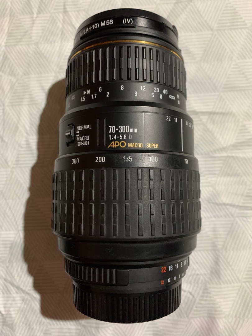 Sigma macro super lens 70-300mm on Carousell