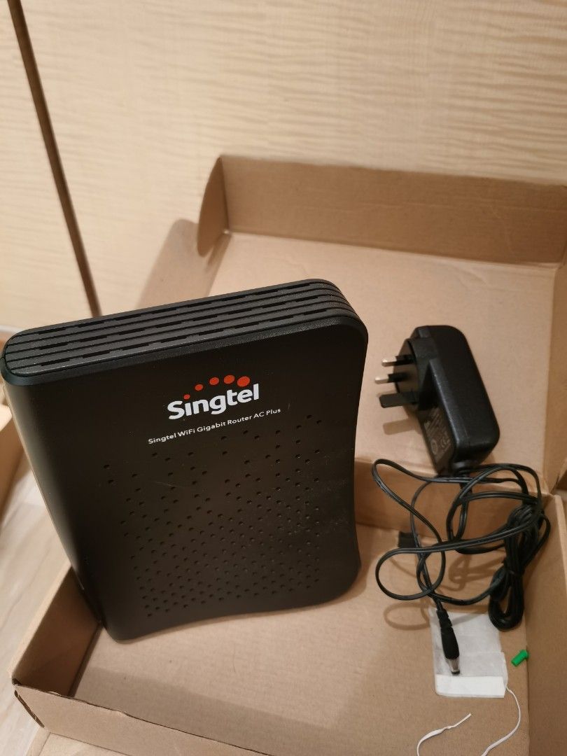 Singtel Wifi Gigabit Router AC plus, Computers & Tech, Parts ...