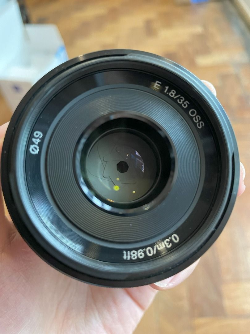 Sony E 35 mm F1.8 OSS SEL35F18, Photography, Lens & Kits on Carousell