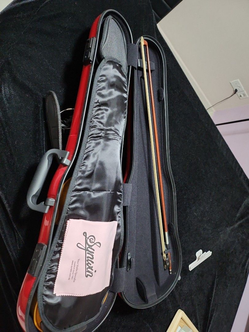 Synwin 4/4 violin (model 5001), Hobbies & Toys, Music & Media, Musical ...