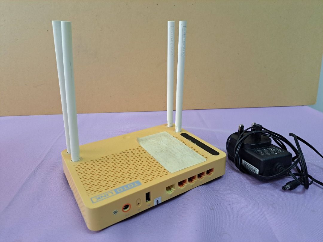 TOTOLINK A2004ns wifi router 路由器 input AC100-240V output DC12V, 電腦＆科技 ...