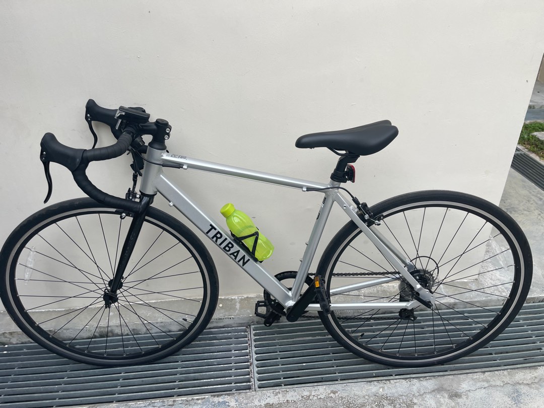 Triban rc-100, Sports Equipment, Bicycles & Parts, Bicycles on Carousell