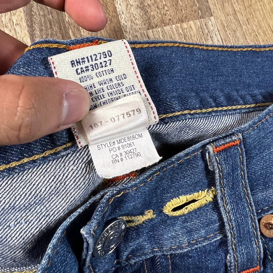 True religion blue label, Men's Fashion, Bottoms, Jeans on Carousell