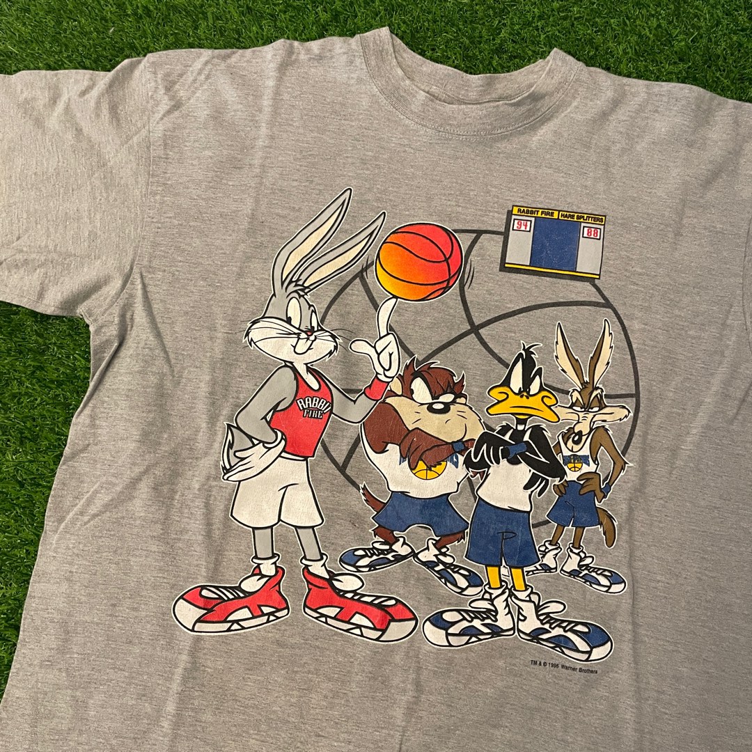 Vintage 1996 Warner Bros Looney Tunes Squad Basketball Rabbit Fire vs ...