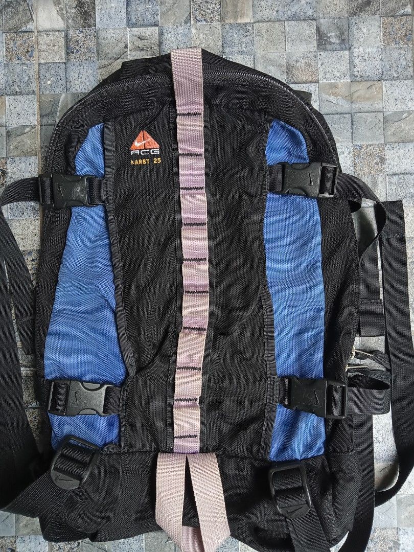 Vintage nike acg backpack on Carousell