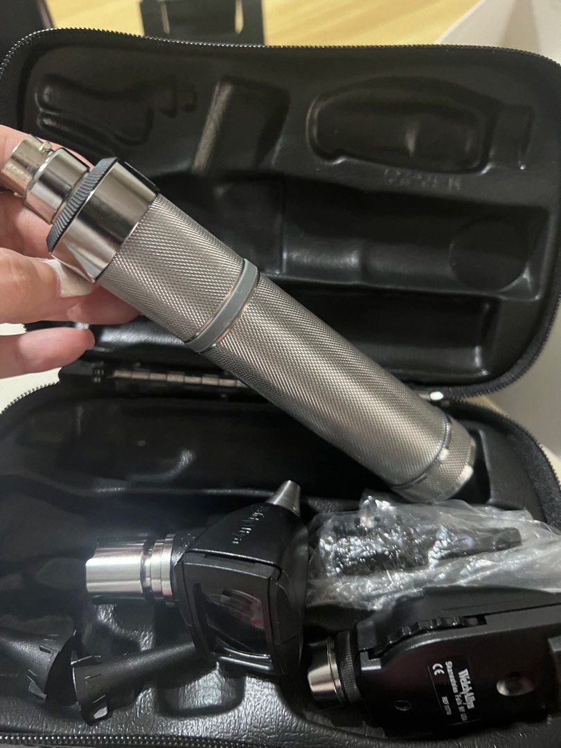 WelchAllyn Otoscope-ophthalmoscope, Health & Nutrition, Medical Supplies & Tools on Carousell