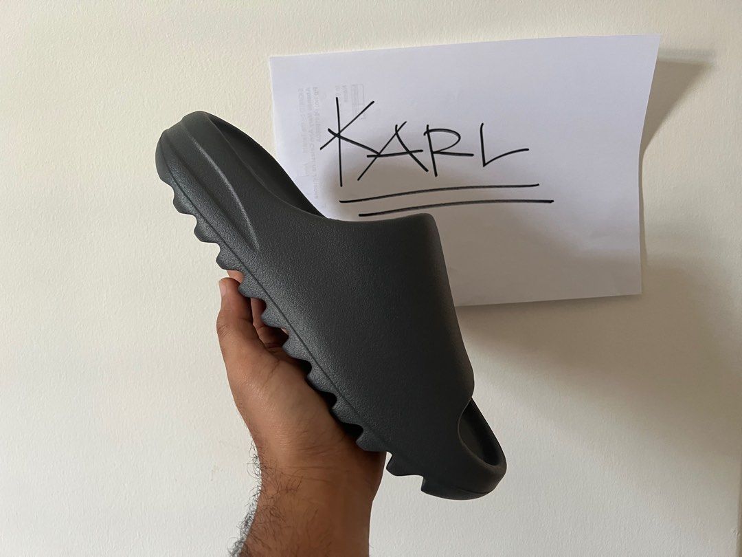 WTS Yeezy Foam RNR Carbon / Yeezy Slide SLATE GREY, Men's Fashion ...