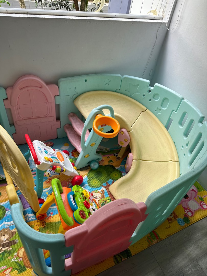 Yaya Ium Babyroom with Slide, Babies & Kids, Baby Nursery & Kids ...