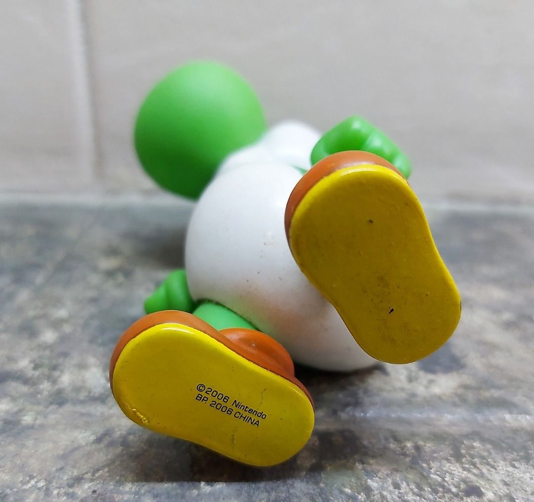 YOSHI - Authentic 20006 Nintendo SUPER MARIO BROS PVC Figure, Hobbies ...