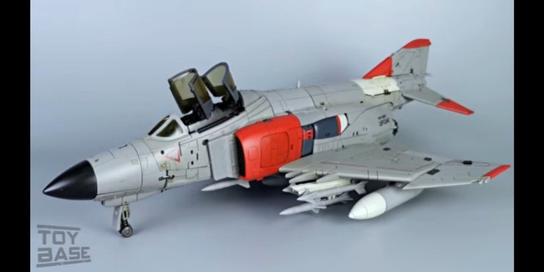 ZETA V-02 TRANSFORMERS電影版閃電-戰機, 興趣及遊戲, 玩具 & 遊戲類 - Carousell