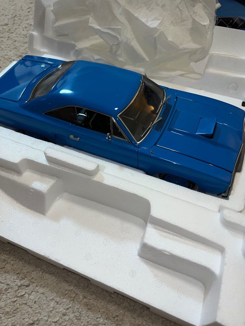 1/18 GMP Plymouth Road Runner, Hobbies & Toys, Toys & Games on Carousell