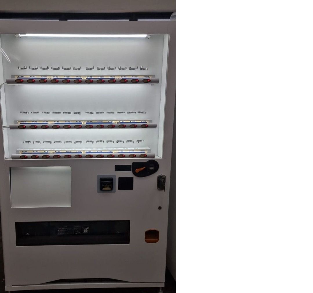 36 columns Fuji vending machine new refurbished S$4,000, Food & Drinks ...