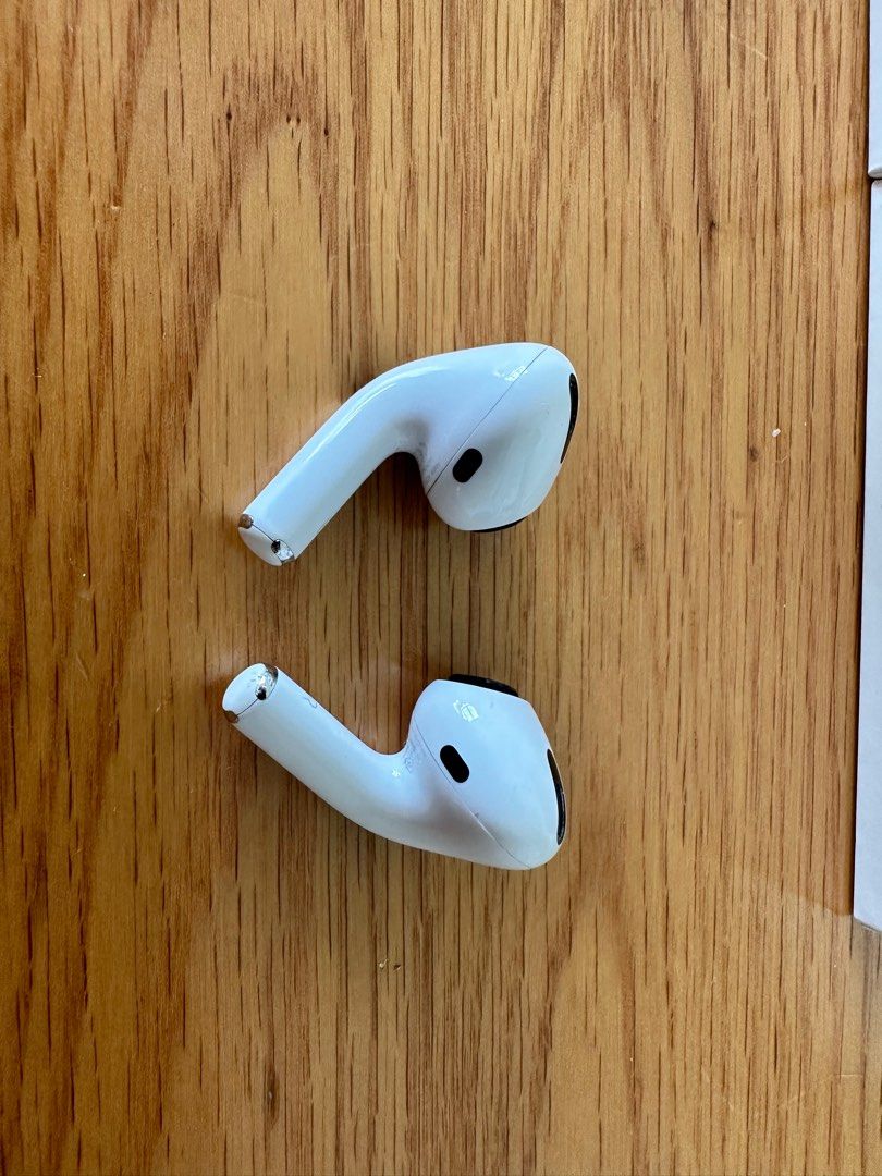 Airpods Pro 1st gen earbuds, Audio, Headphones & Headsets on Carousell
