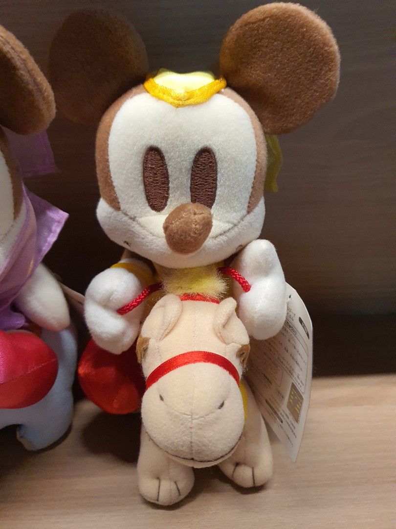 Aladdin Mickey and Princess Jasmine Minnie in Arabian Costume, Hobbies ...