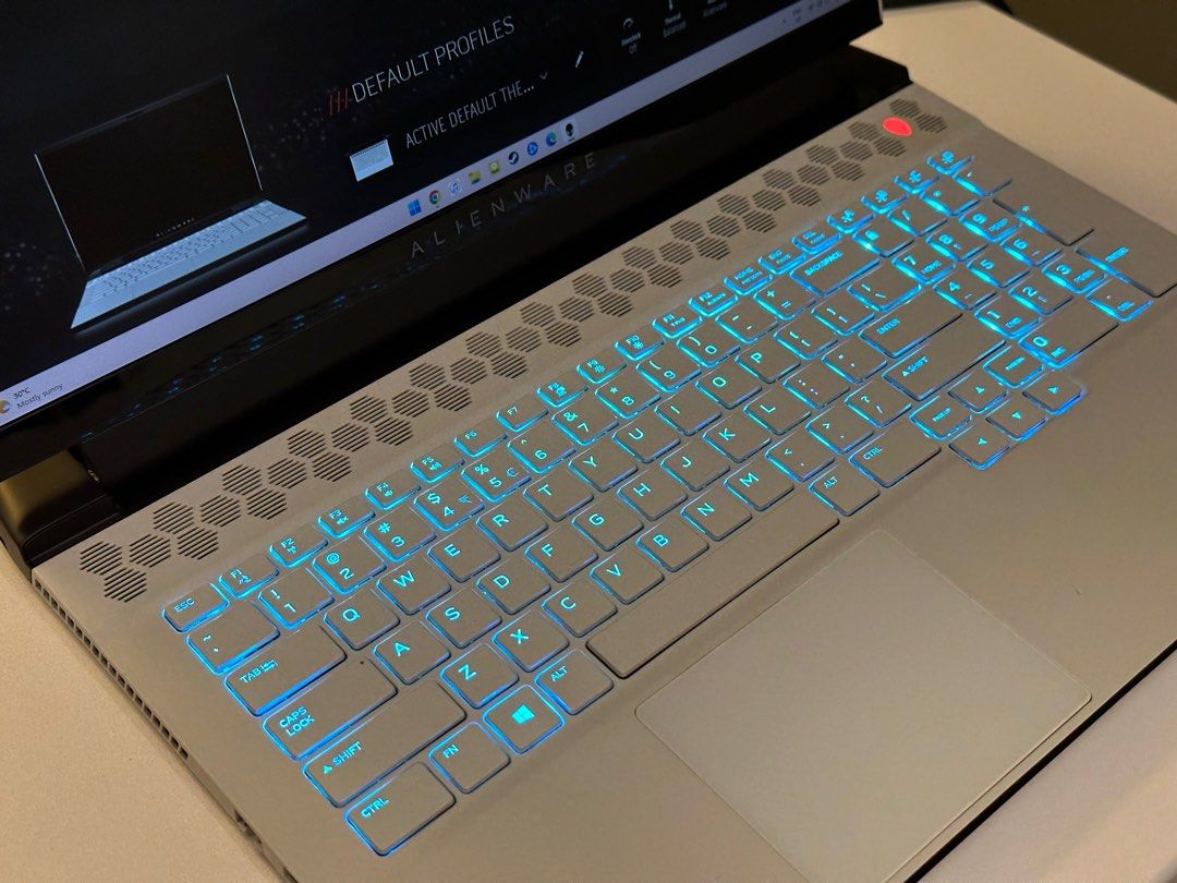 Alienware m17R2 i7 2070 laptop, Computers & Tech, Laptops & Notebooks ...