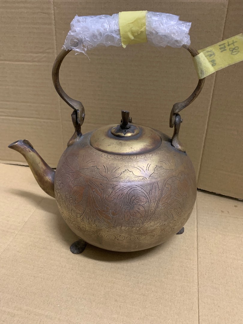 Cerek Teko UKIR Antik, Hobbies & Toys, Collectibles & Memorabilia ...